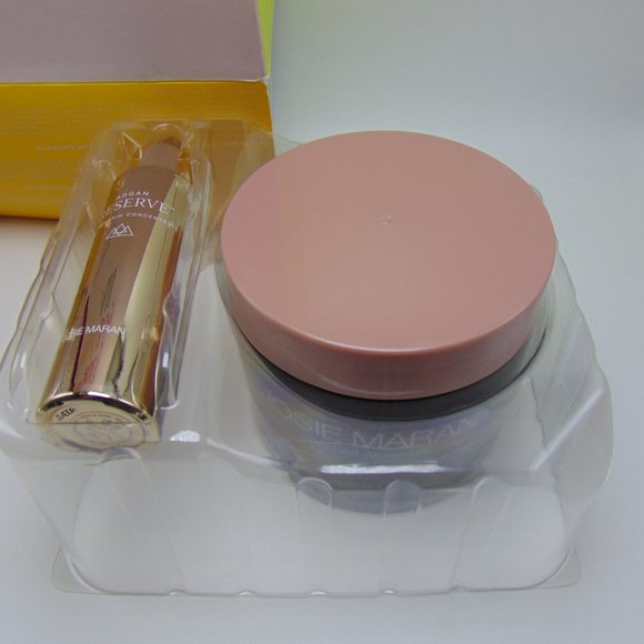 Josie Maran, beauty and joy to all duo - munimoro.gob.pe